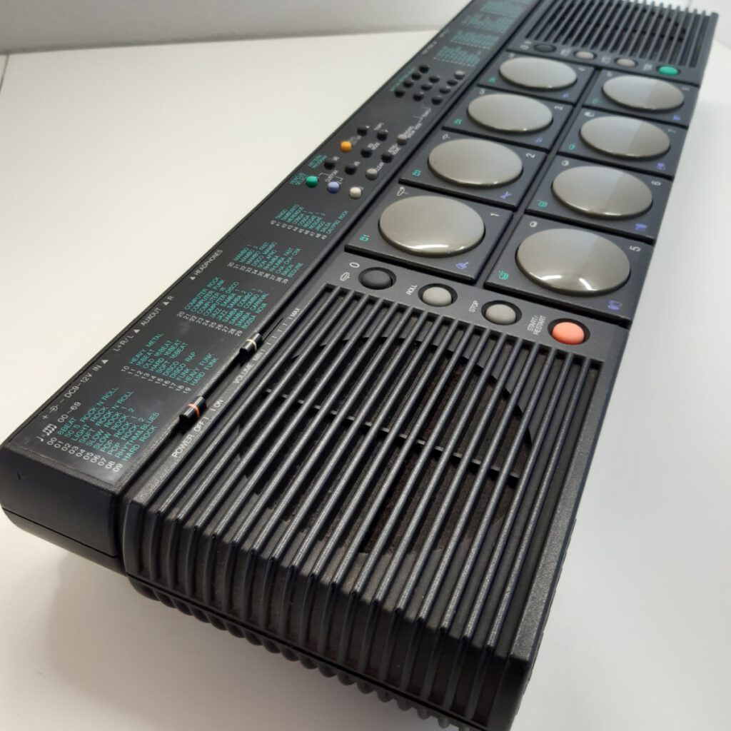 Yamaha DD-10 (1988) Vintage 8-bit Drum Computer with 8 pads