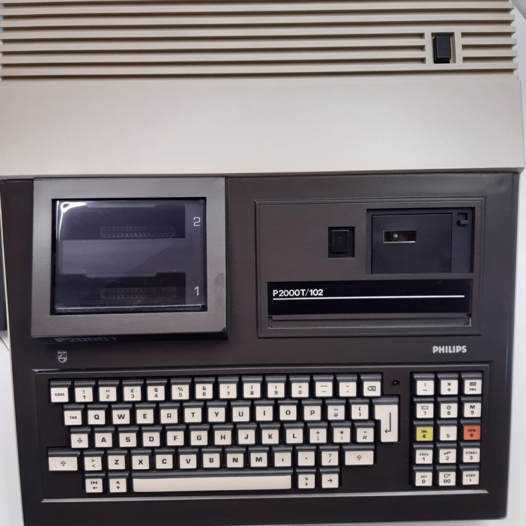 Philips P2000T Retro Home-computer - 1981