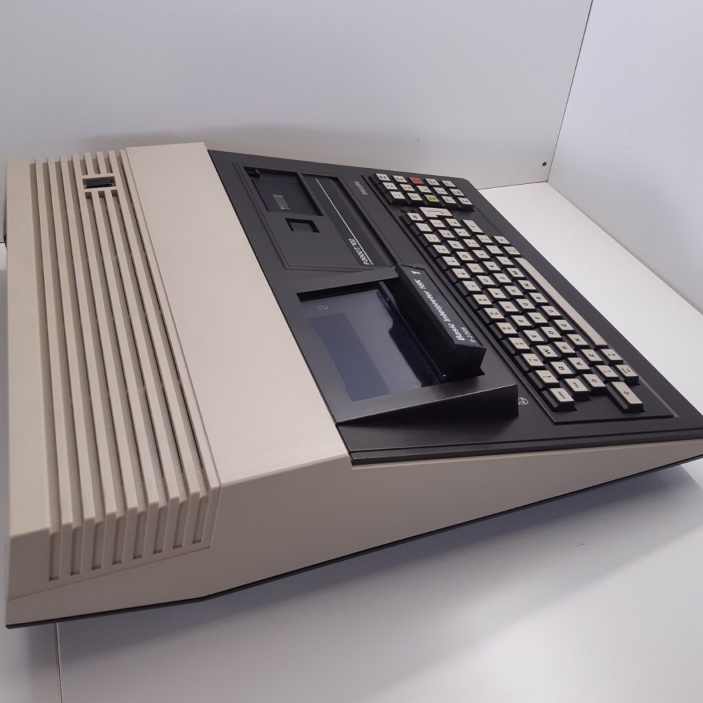 Philips P2000T Retro Home-computer - 1981