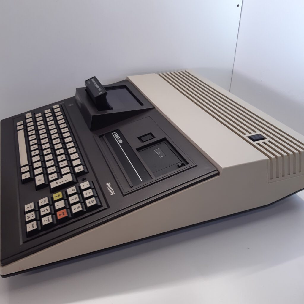 Philips P2000T Retro Home-computer - 1981