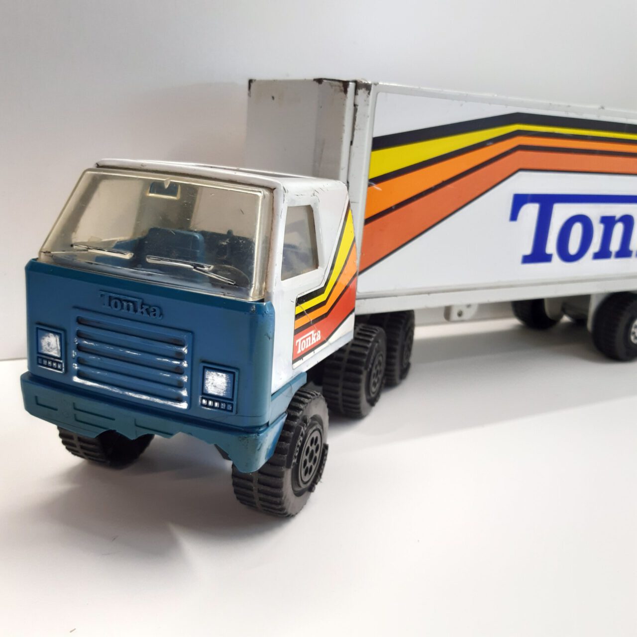Vintage 70’s Tonka Truck and Trailer Combination - Big Scale